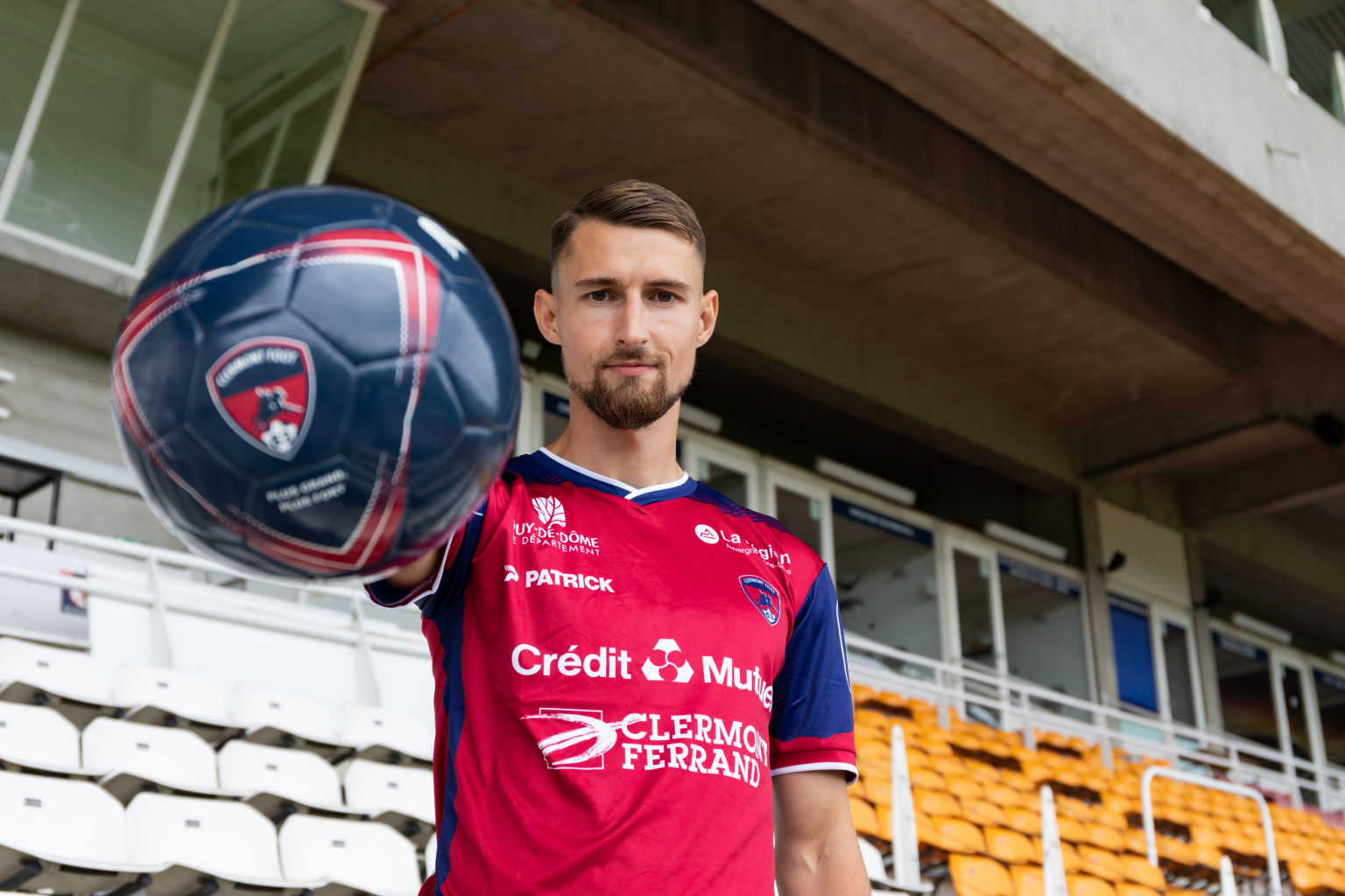 Elbasan Rashani, nouvel ailier du Clermont Foot 63 - Clermont Foot