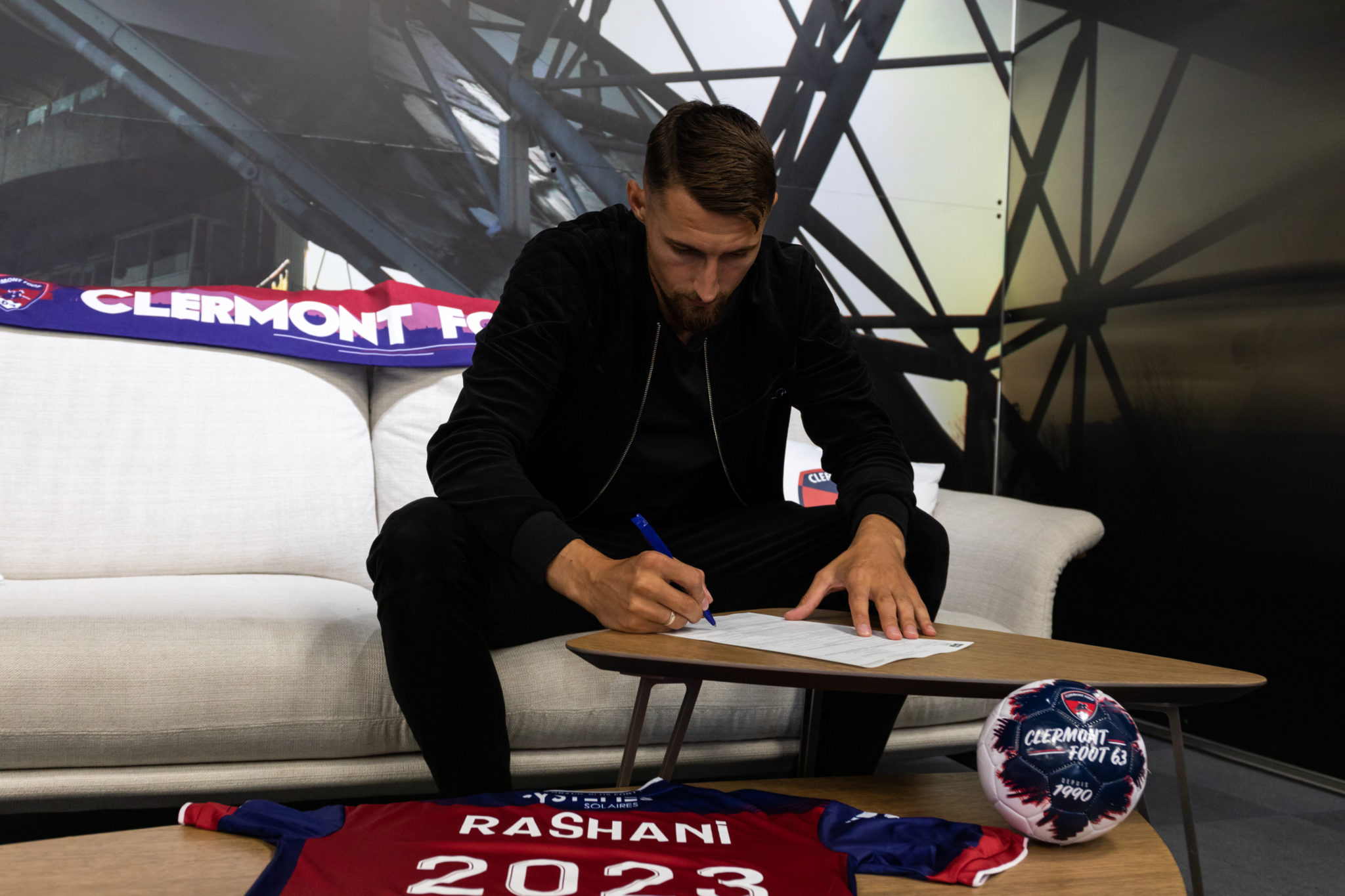 Elbasan Rashani, nouvel ailier du Clermont Foot 63 - Clermont Foot