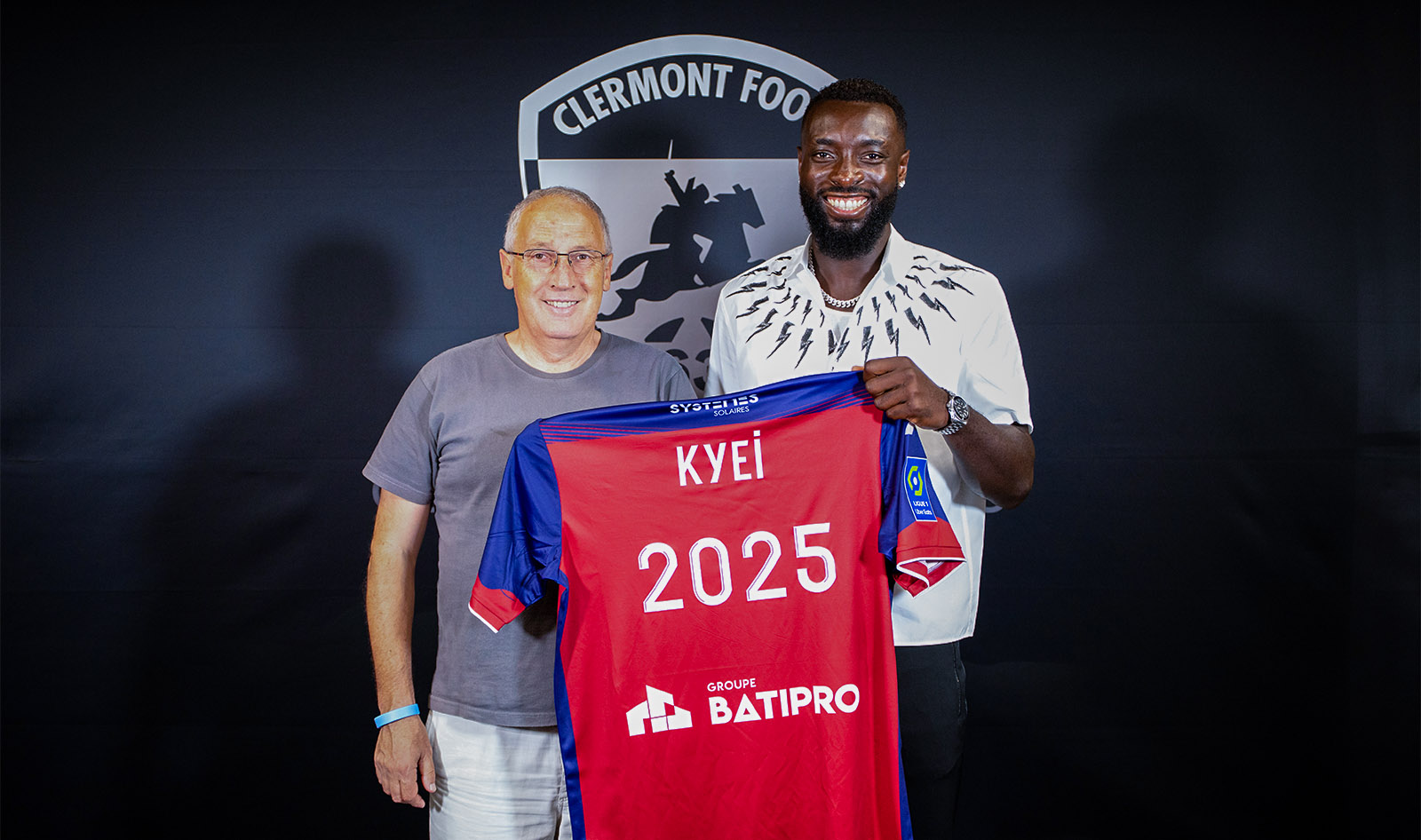 Grejohn Kyei prolonge avec le Clermont Foot 63 - Clermont Foot Grejohn Kyei prolonge avec le Clermont Foot 63 - Clermont Foot